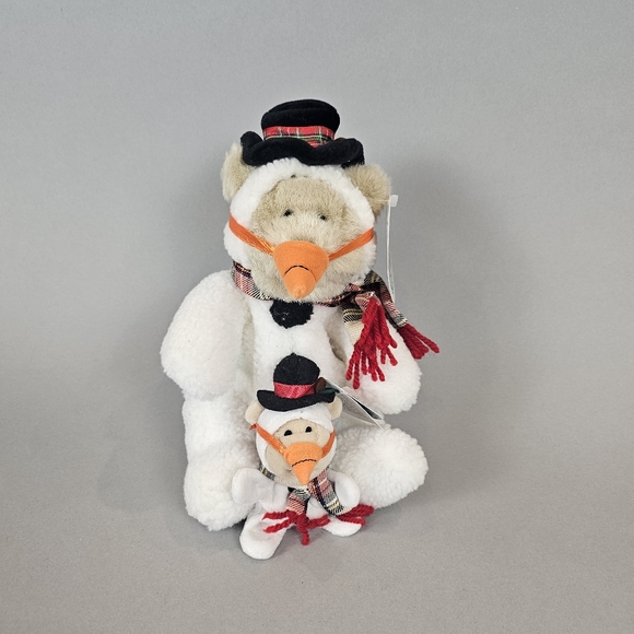 Starbucks | Other | Starbucks 8th Edition 8 Plus Matching Magnet ...